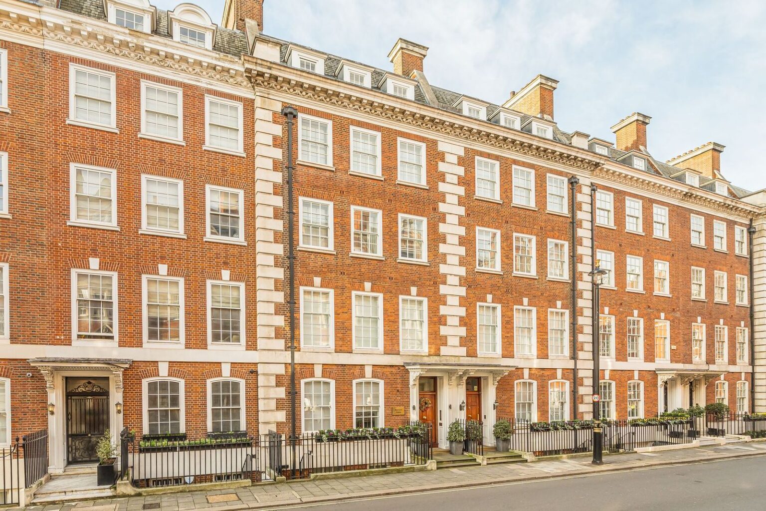 Non-doms exit UK, fueling shifts in London’s ultra-prime property ...